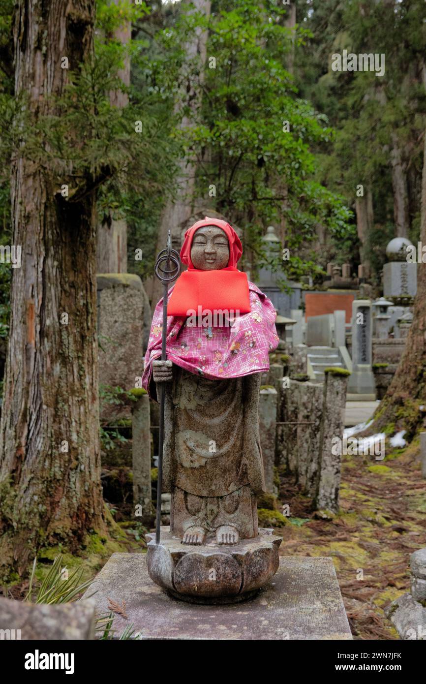 Jizo statue in the Okunoin Cemetery, Mount Koya (Koyasan), Wakayama ...