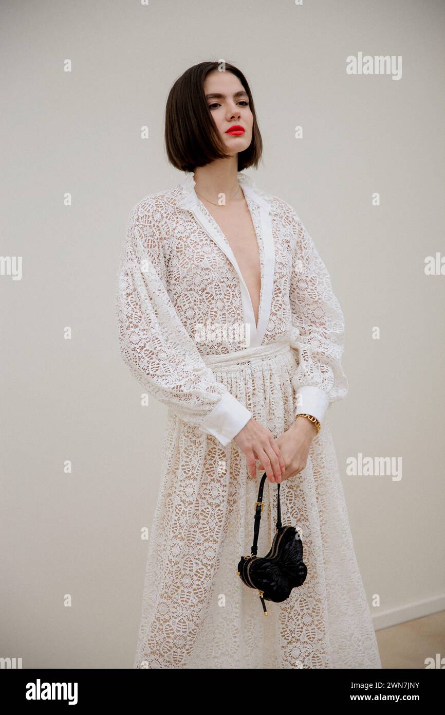 Paris, France. 27th Feb, 2024. Street style, Jess Salgado arriving at ...