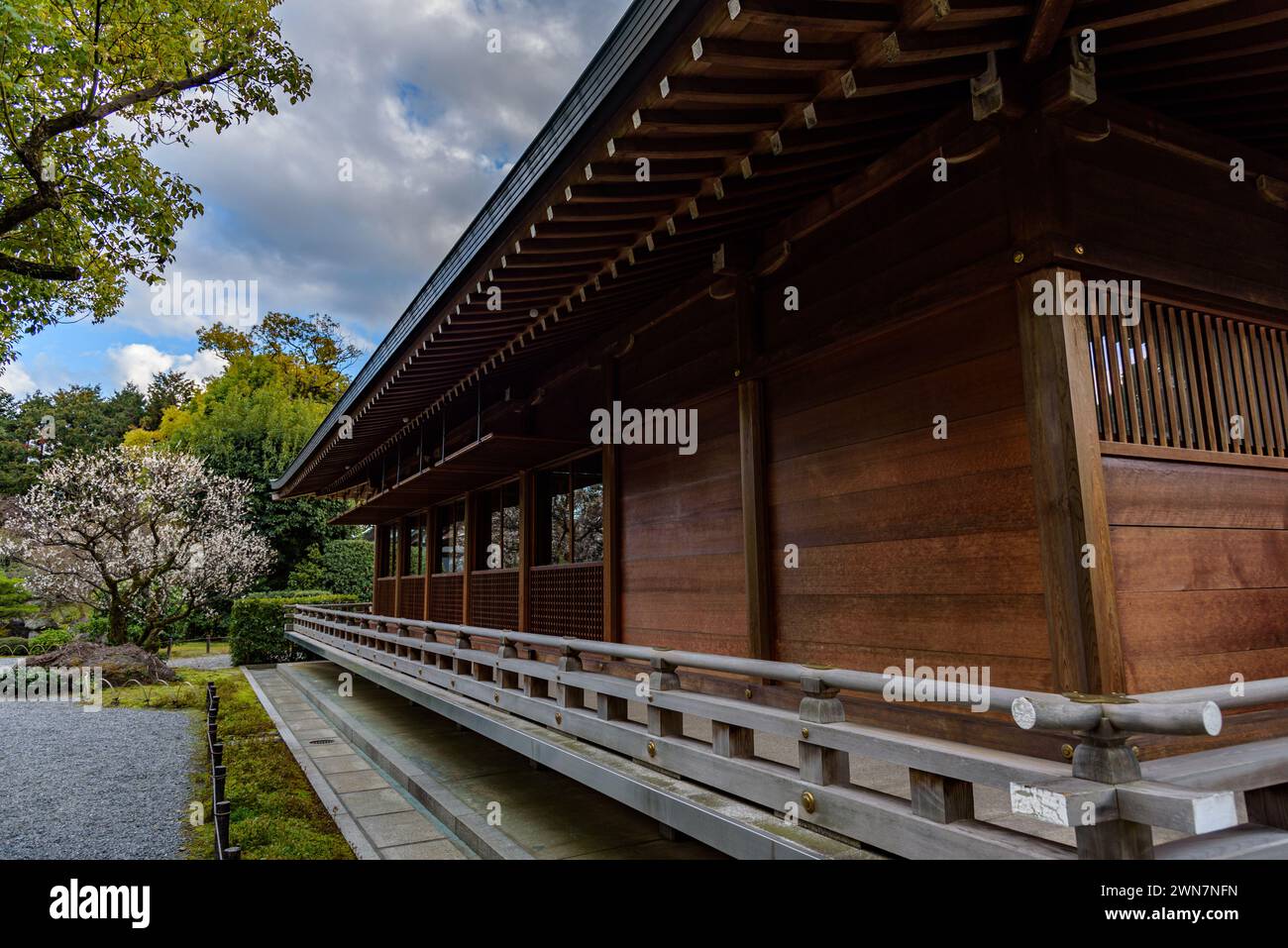 Japanese zen buddhism muromachi period hi-res stock photography and ...