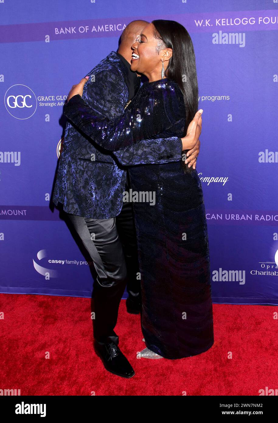 New York City, USA. 29th Feb, 2024. Kenny Lattimore and Sherri Shepherd ...