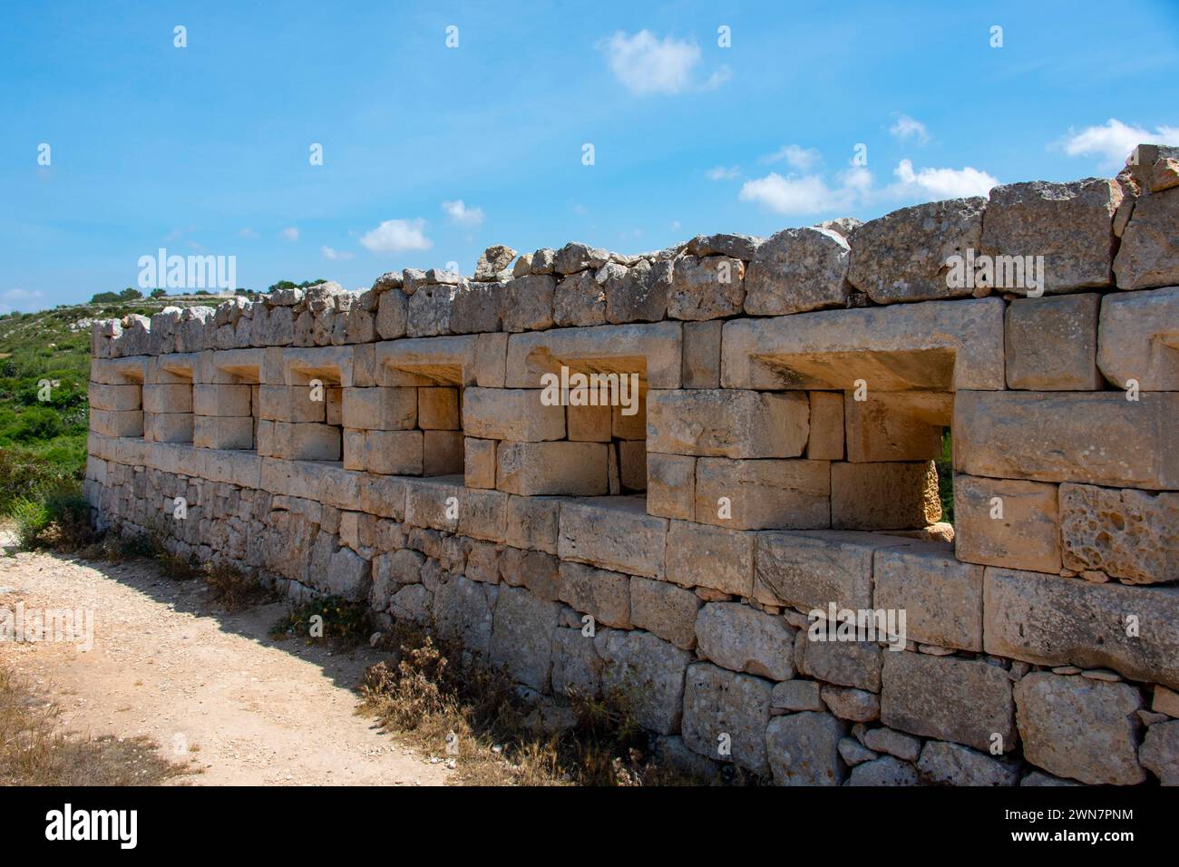 Victoria Lines Fortification Walls - Malta Stock Photo - Alamy