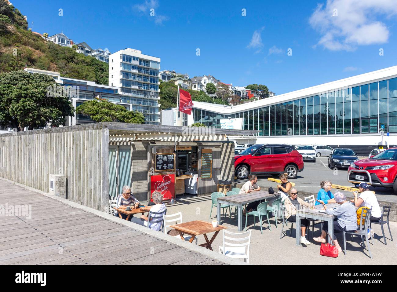 Gelissimo Cafe at Freyberg Beach, Oriental Bay, City of Wellington (Te ...
