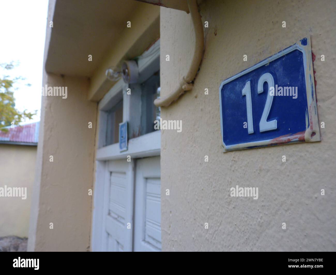 Door numbers hi-res stock photography and images - Alamy