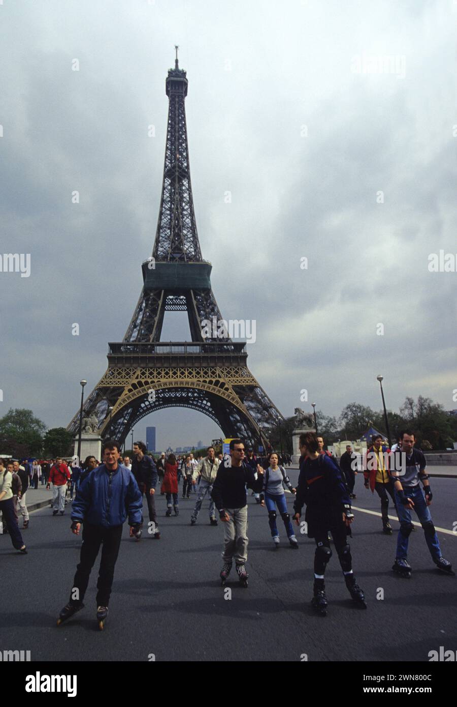 Tour efiffel hi-res stock photography and images - Alamy