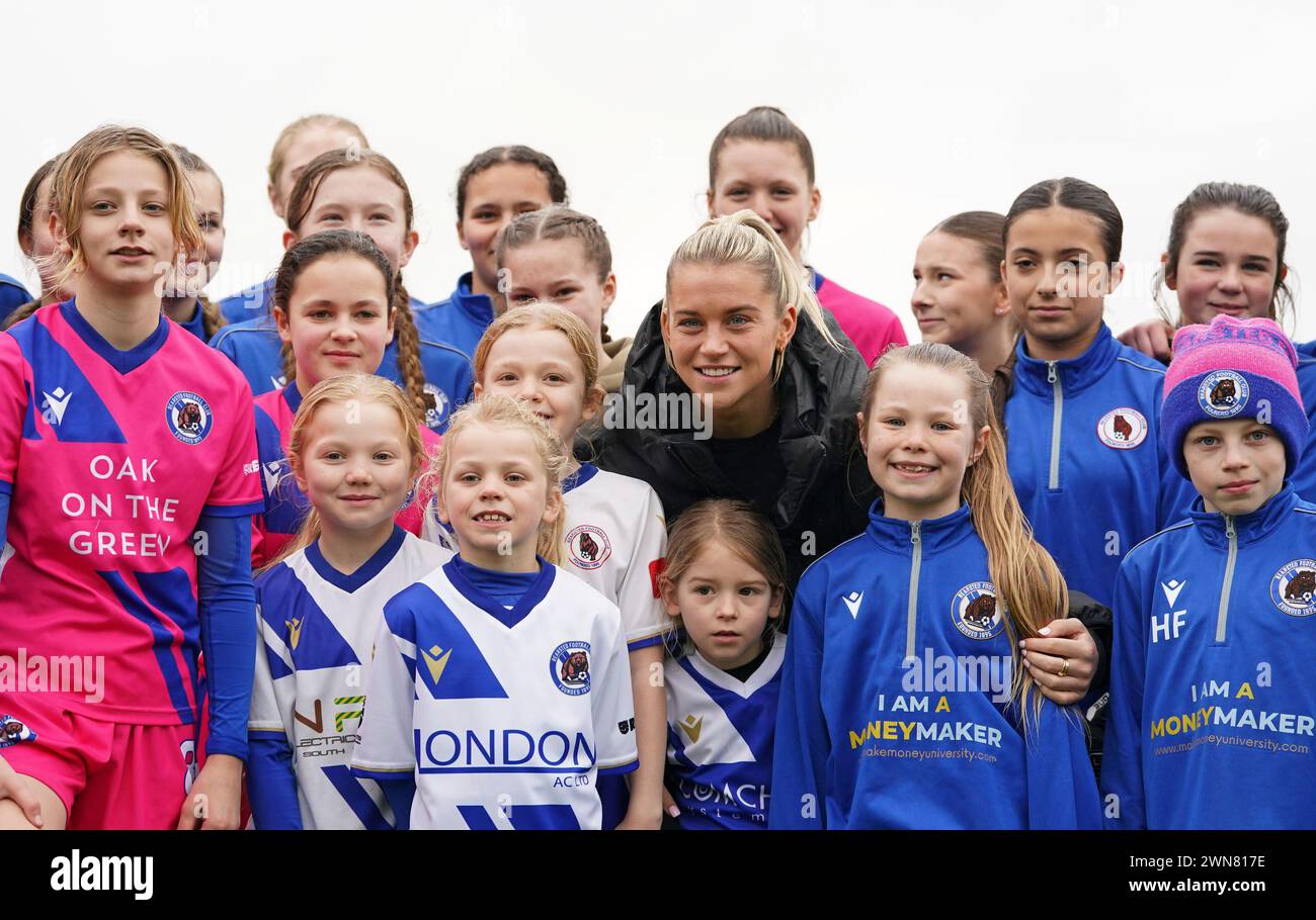 Female led teams hi-res stock photography and images - Alamy