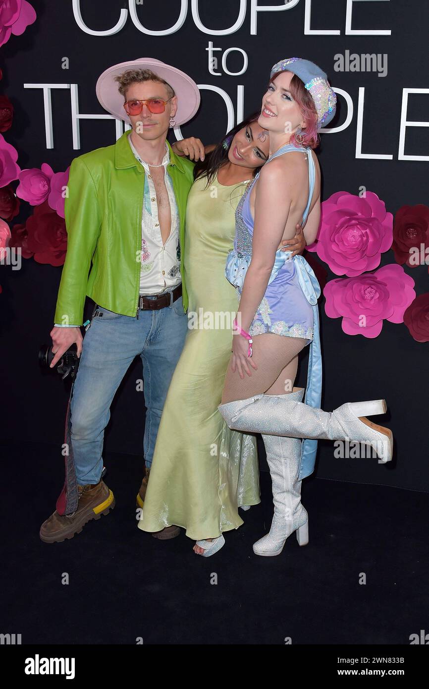 Wilder Bunke, Denyse Davis und Corey Potter bei der Party zum Finale ...