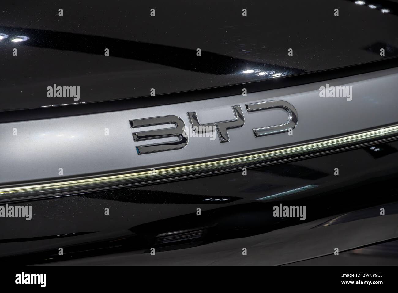 BYD car showroom, Hong Kong, China Stock Photo - Alamy