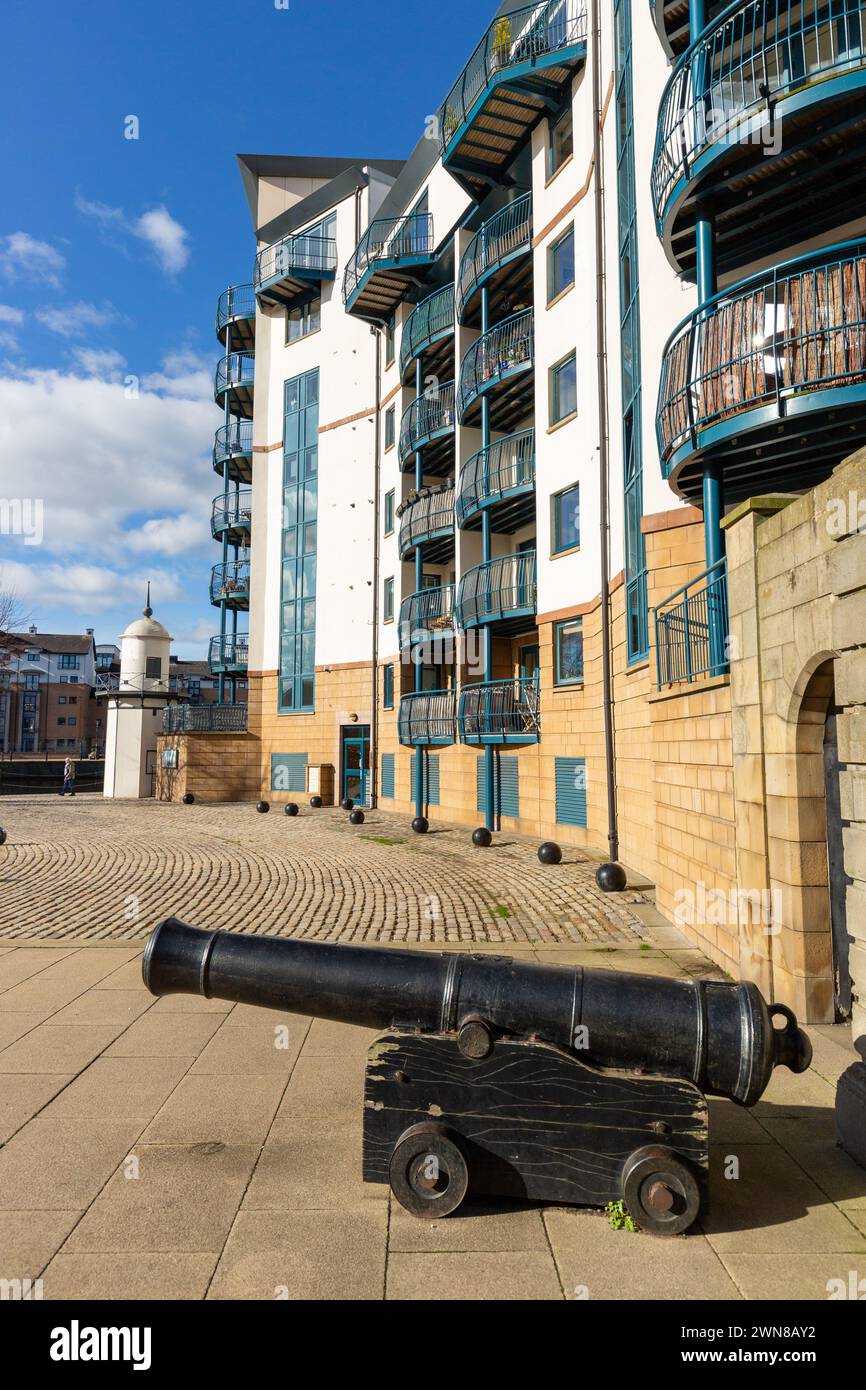 Old leith fort hi-res stock photography and images - Alamy