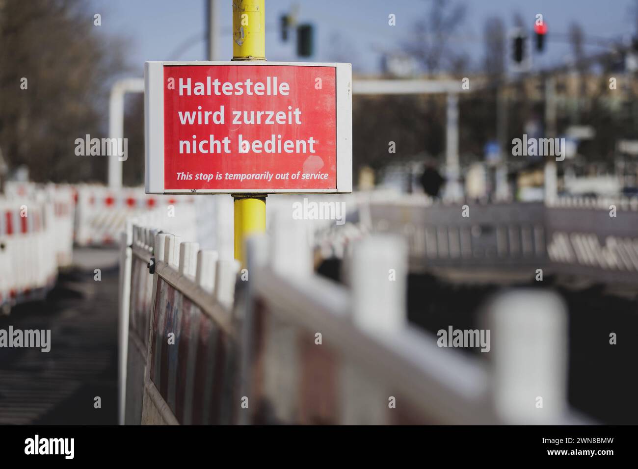 Schild horizontal hi-res stock photography and images - Alamy