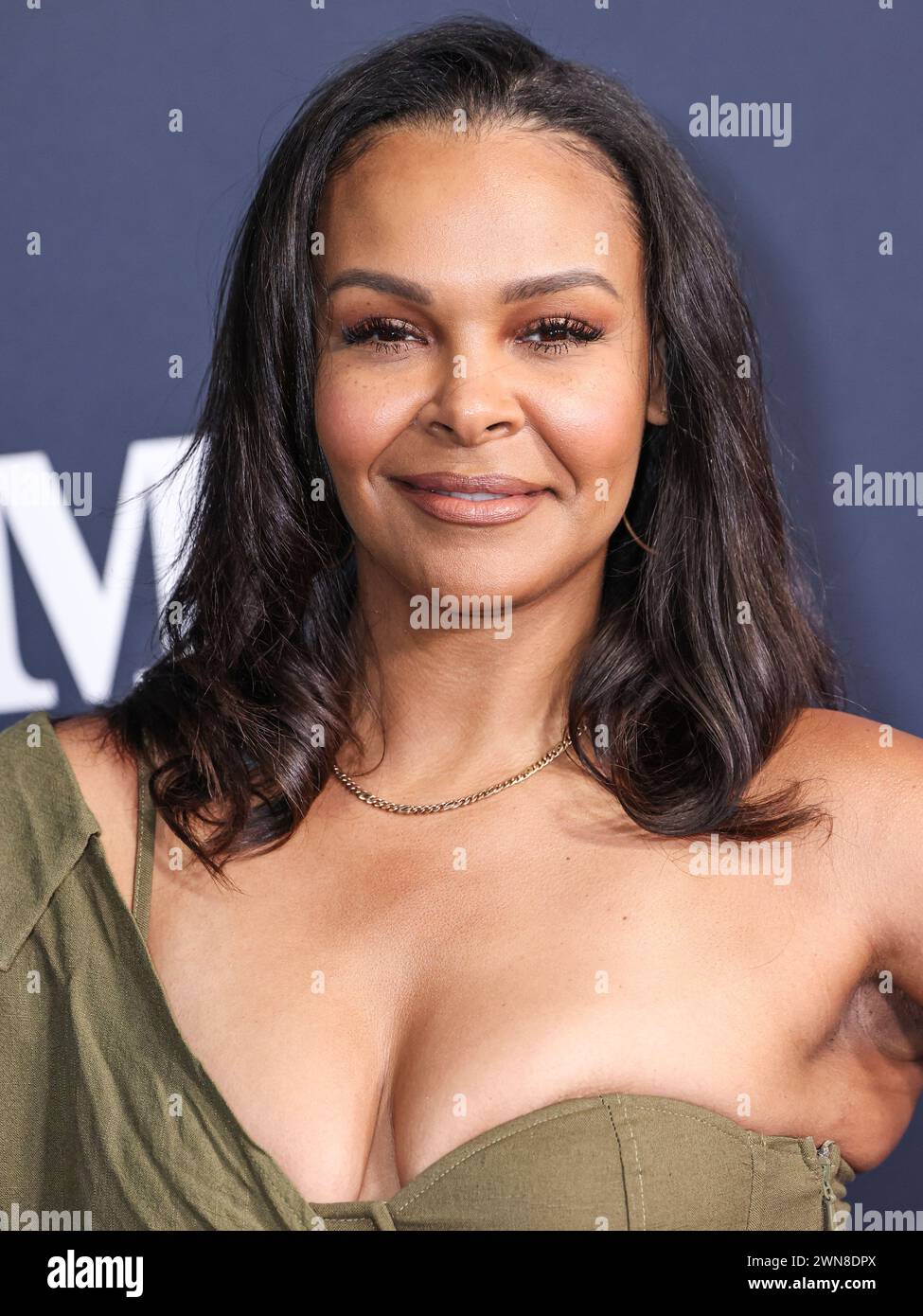 HOLLYWOOD, LOS ANGELES, CALIFORNIA, USA - FEBRUARY 29: Samantha Mumba arrives at the Los Angeles ...