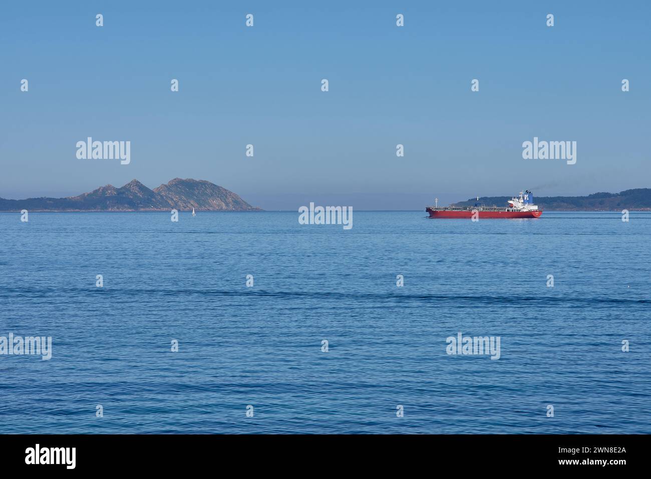 The red merchant ship Elenore for the transportation of oil and ...