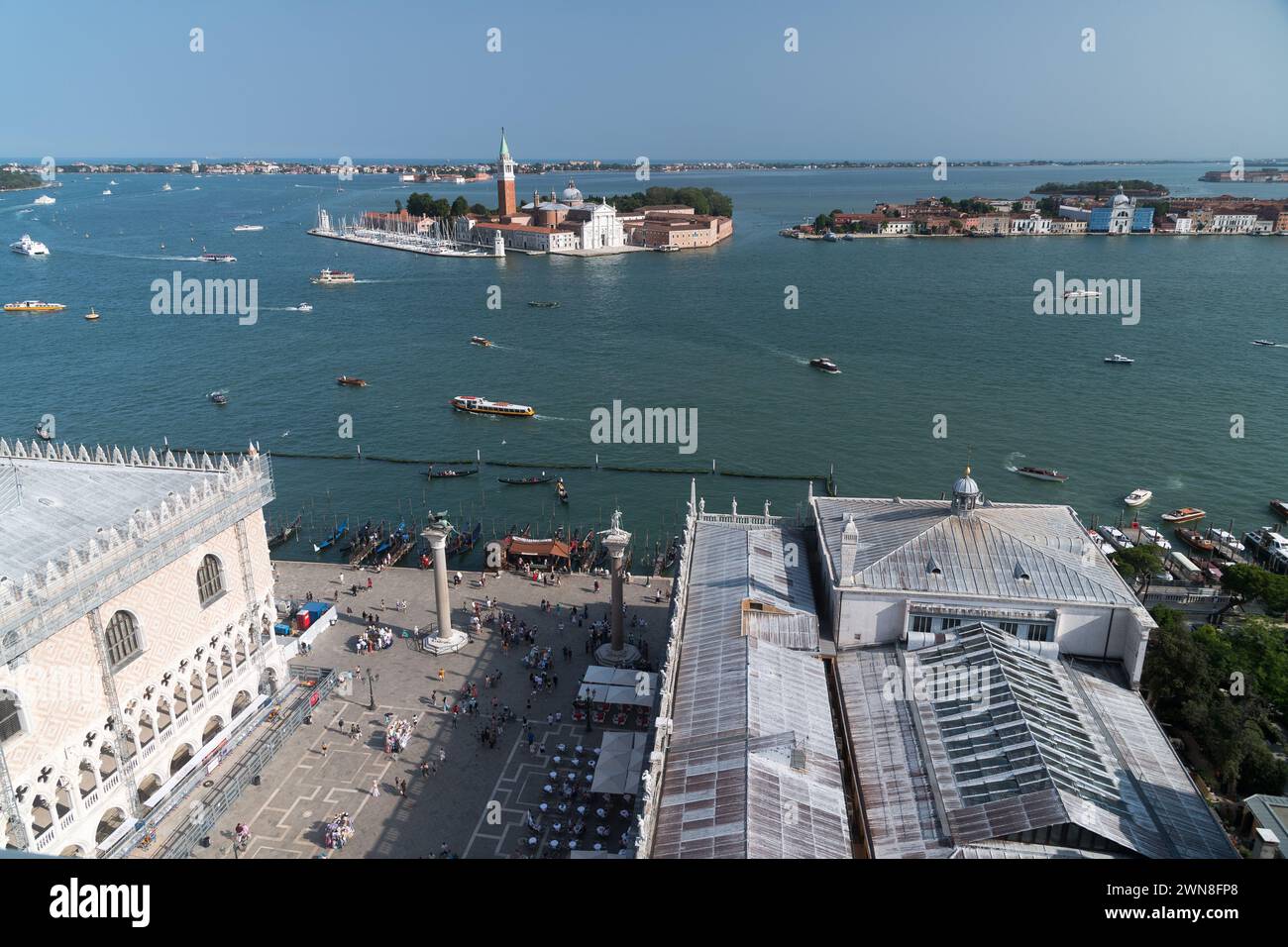 Palazzo Ducale (Doge Palace), Colonne di San Marco e San Todaro (The ...