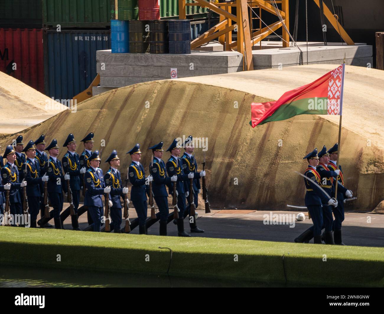 Belarus armed forces hi-res stock photography and images - Alamy