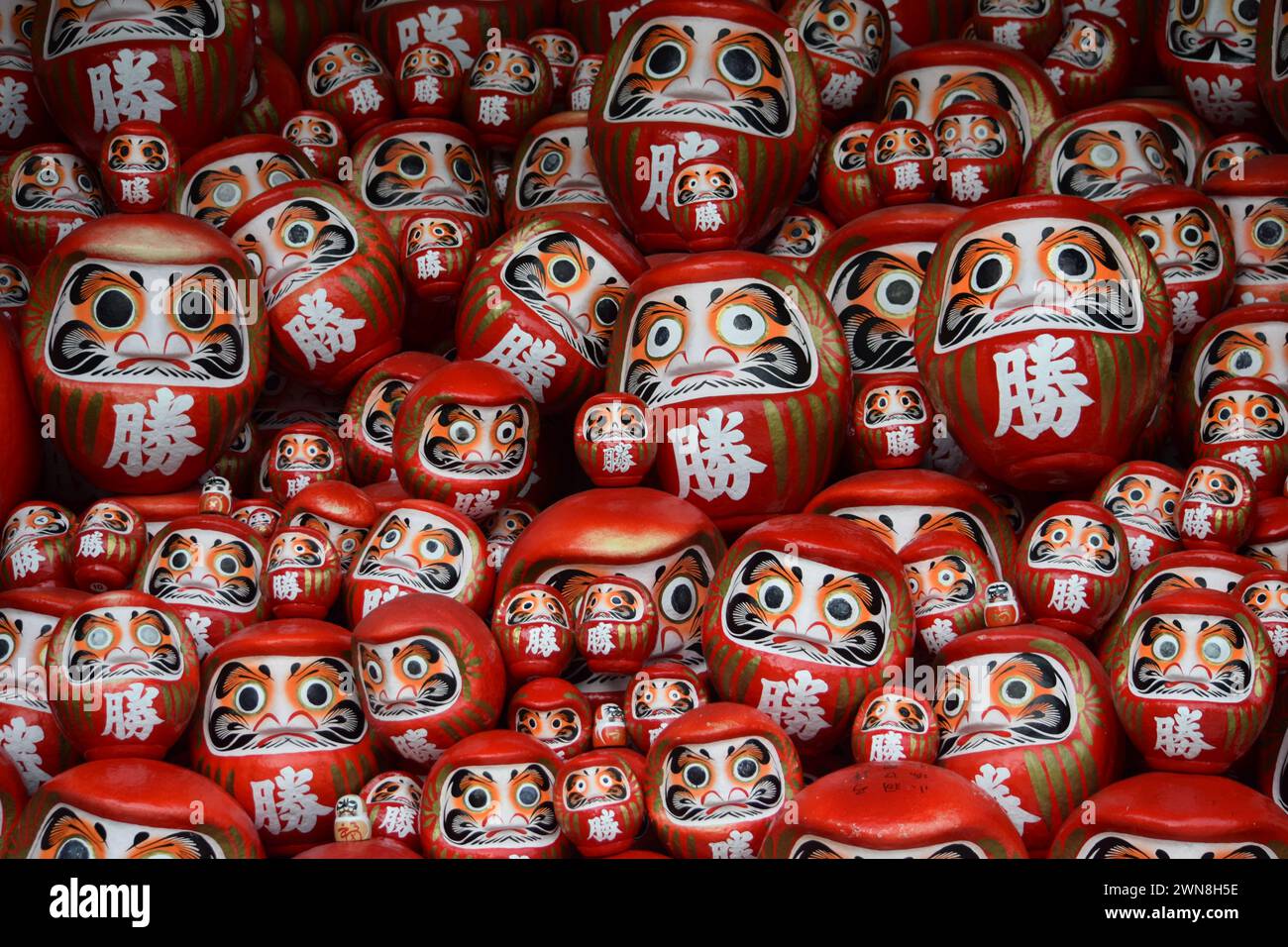 Daruma dolls hi-res stock photography and images - Alamy