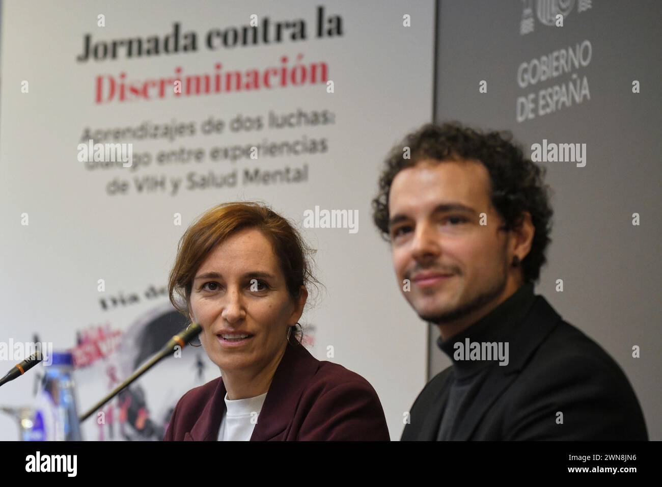 The Minister of Health, Mónica García, and the Director General of ...