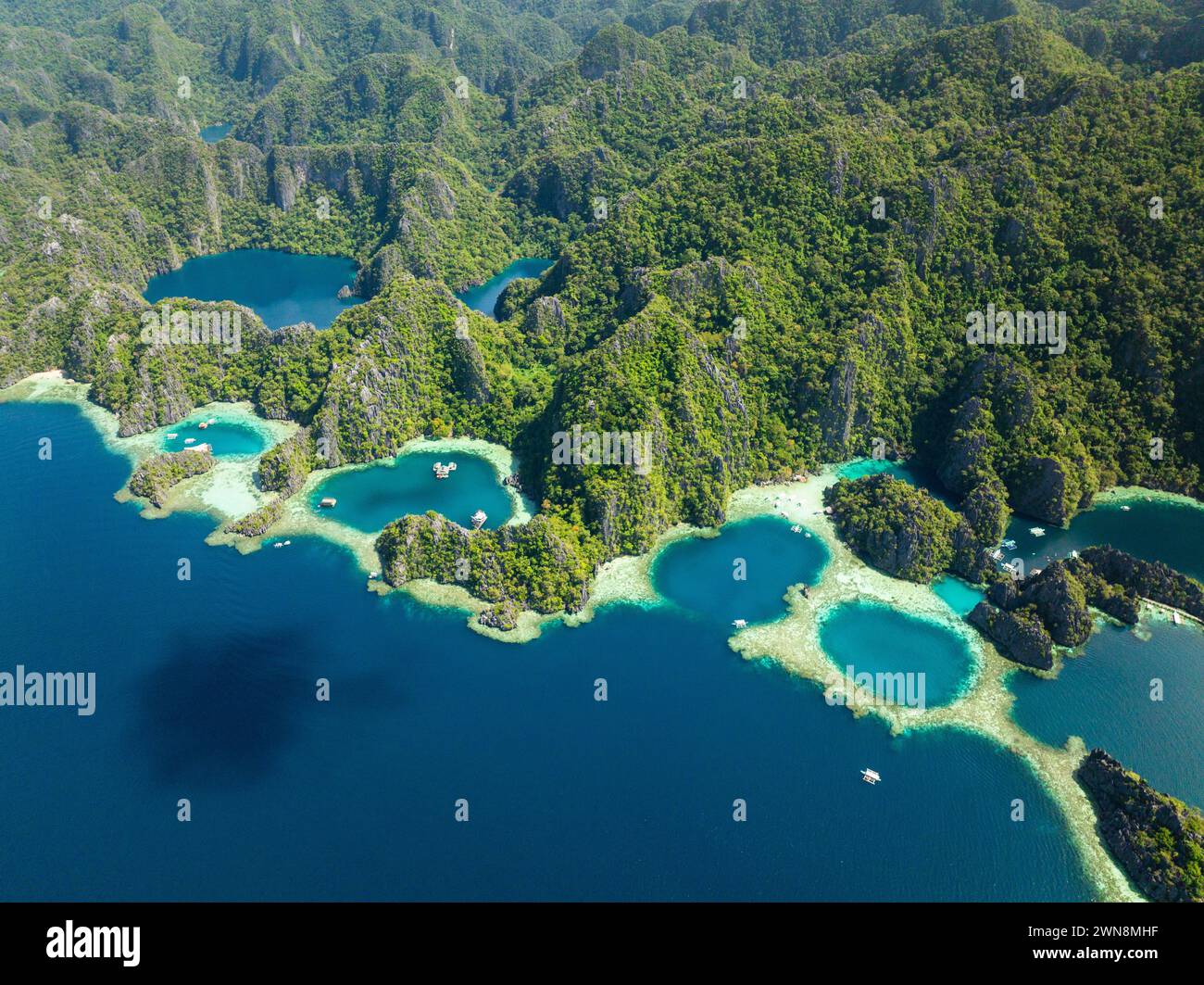 Barracuda Lake and Lagoons with boats. Coron, Palawan. Philippines ...