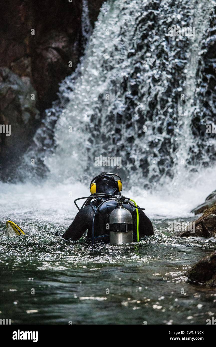 At work waterfall hi-res stock photography and images - Alamy