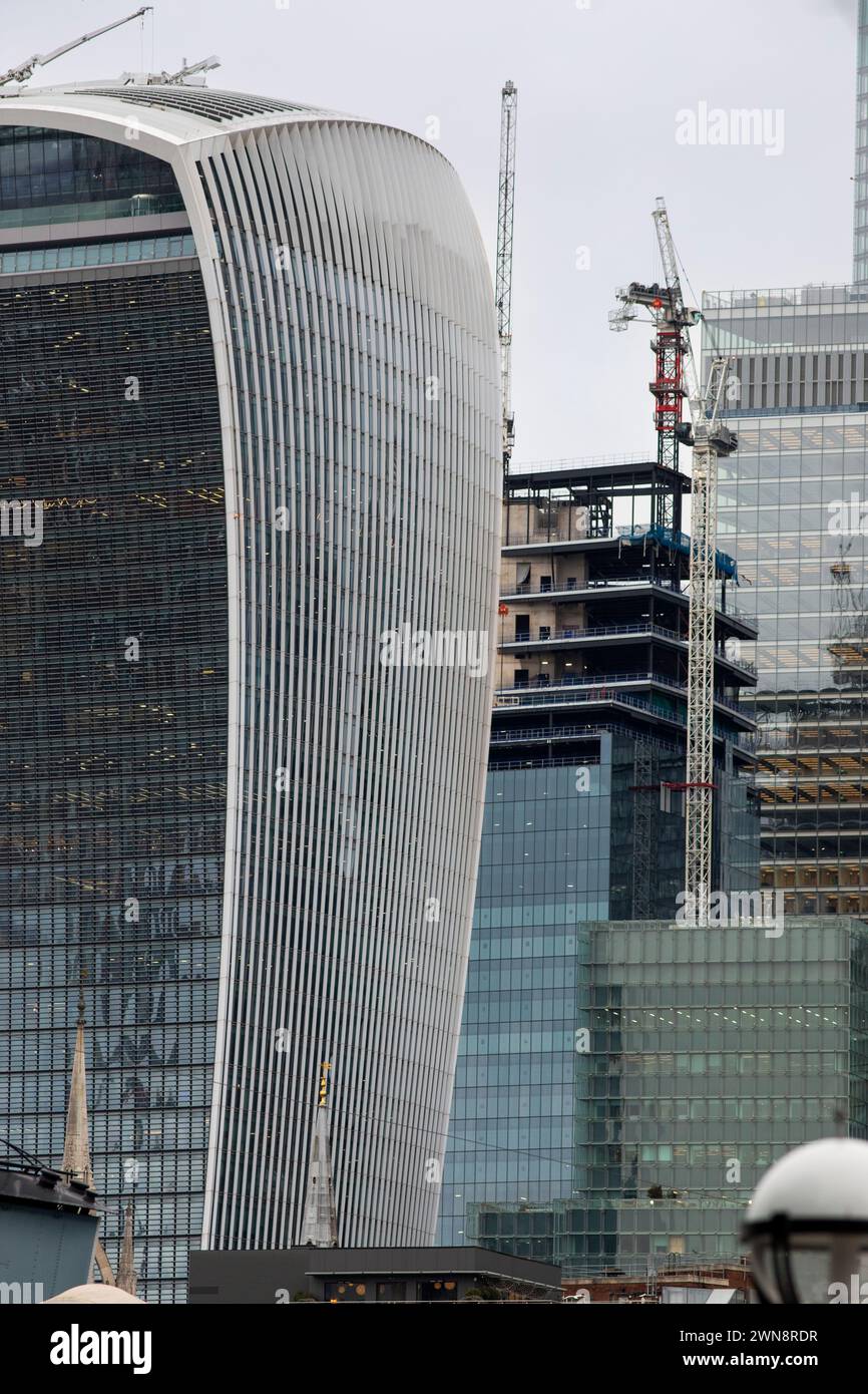 20 Fenchurch Street is a commercial skyscraper in London that takes its ...