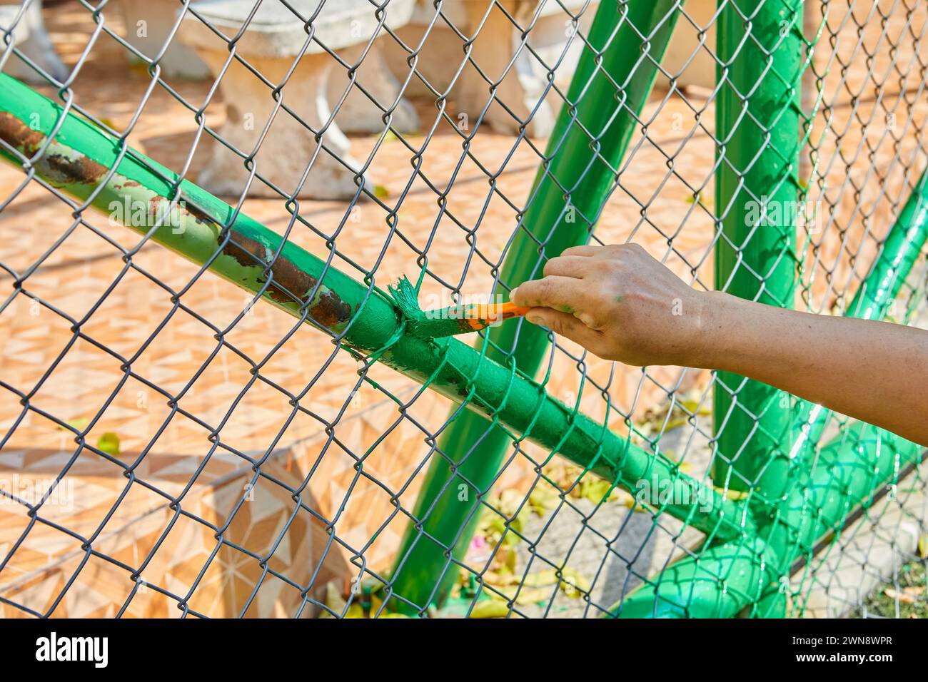 Hand fence chainlink fence hi-res stock photography and images - Alamy