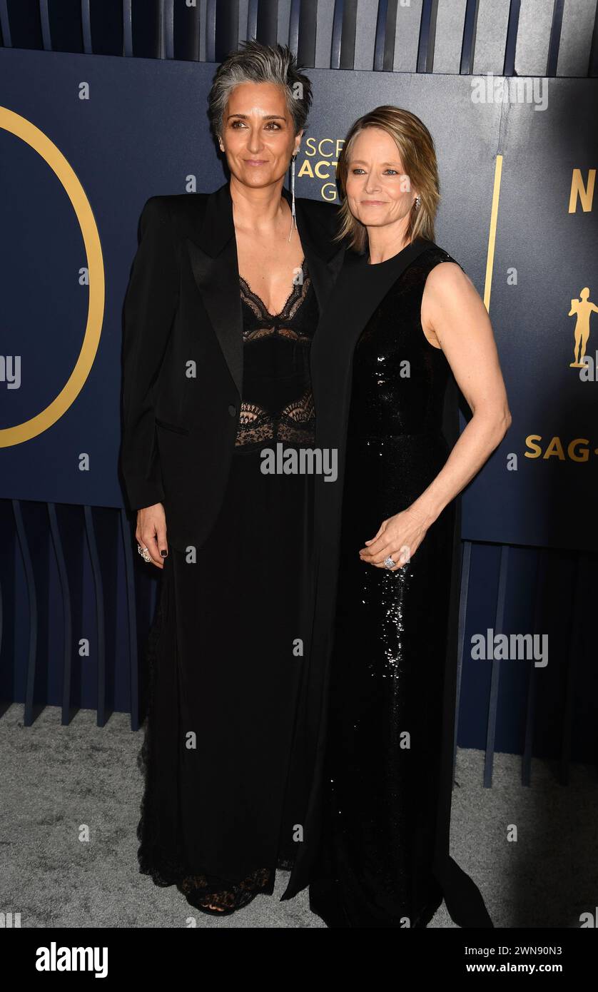 LOS ANGELES, CALIFORNIA - FEBRUARY 24: (L-R) Alexandra Hedison and ...