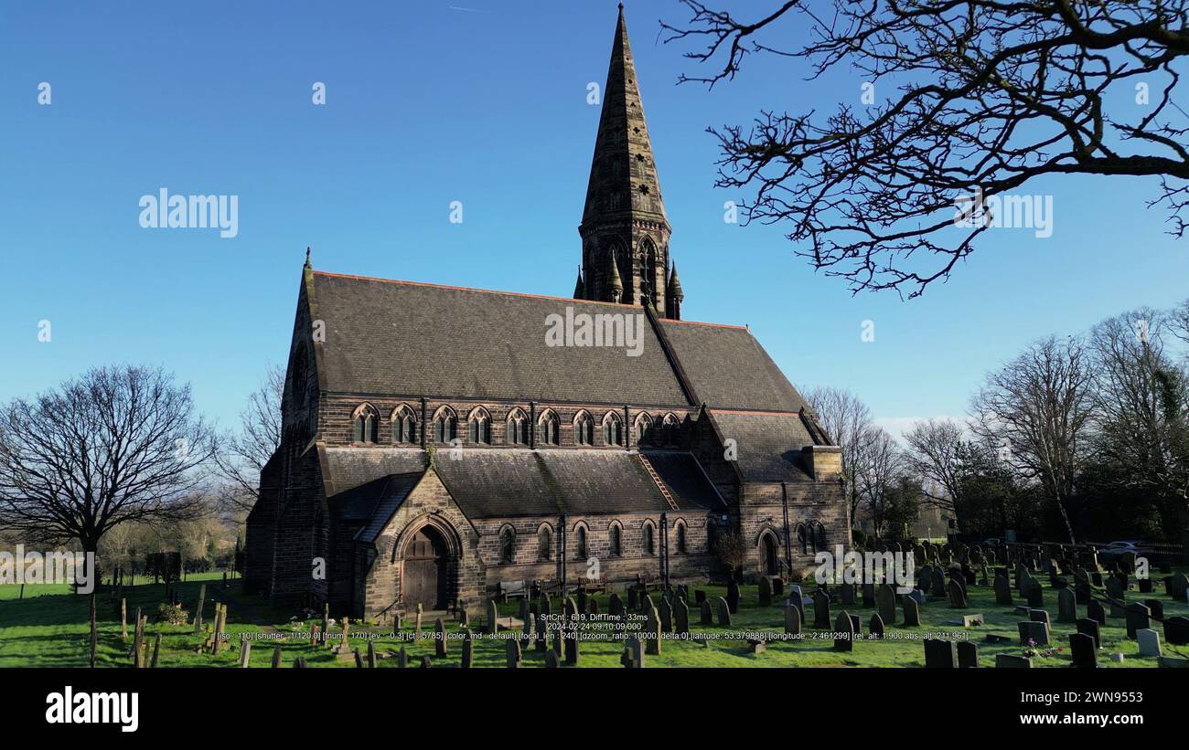 Lymm village cheshire hi-res stock photography and images - Alamy