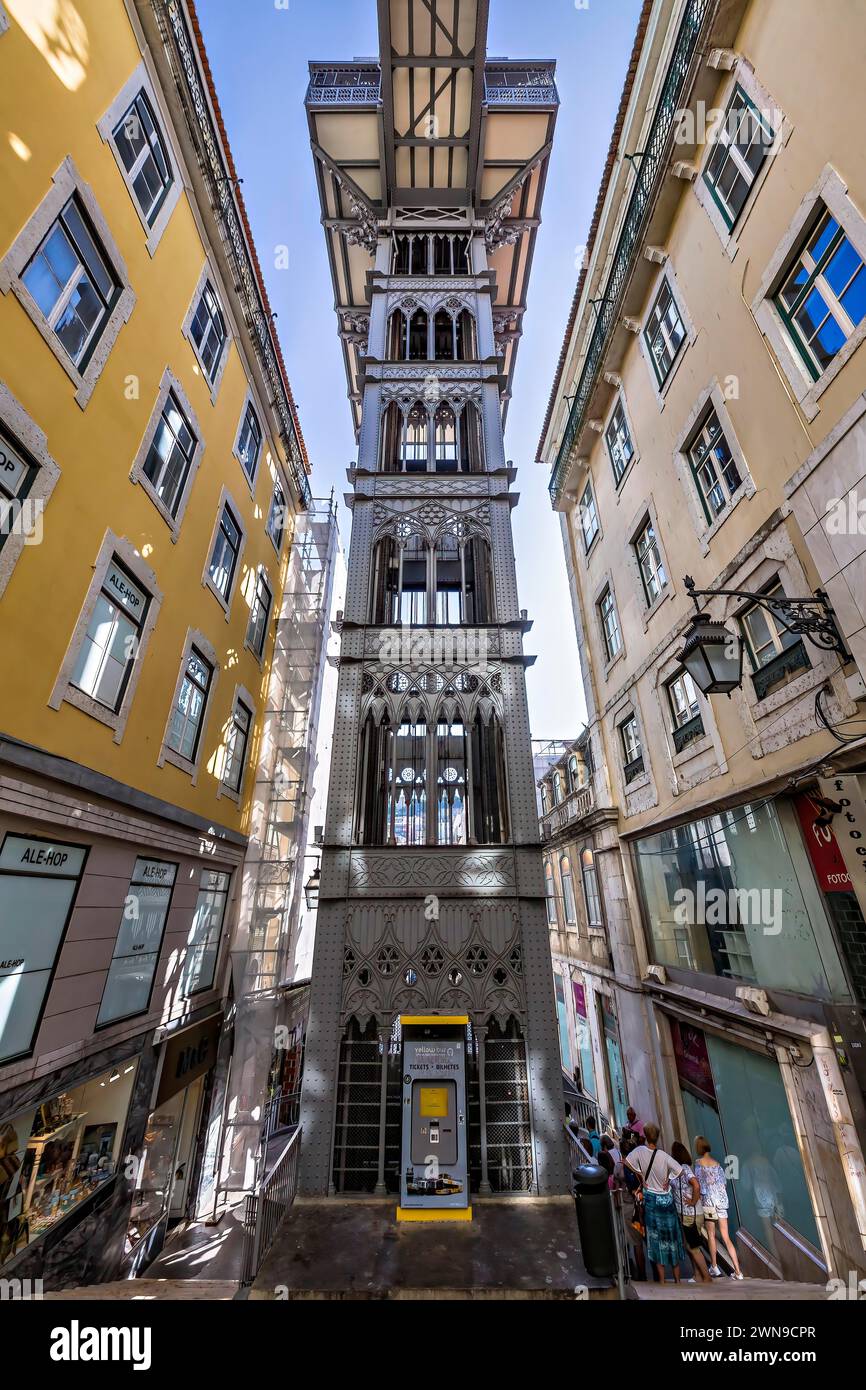 Neo gothic elevator hi-res stock photography and images - Alamy