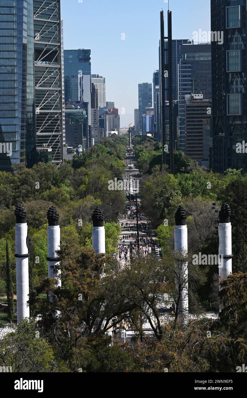 View from Chapultepec Castle to the Avenida Paseo de la Reforma, Mexico ...
