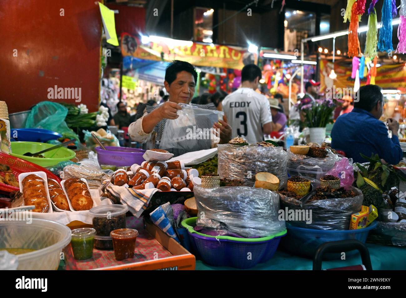 Mexico stand hi-res stock photography and images - Alamy