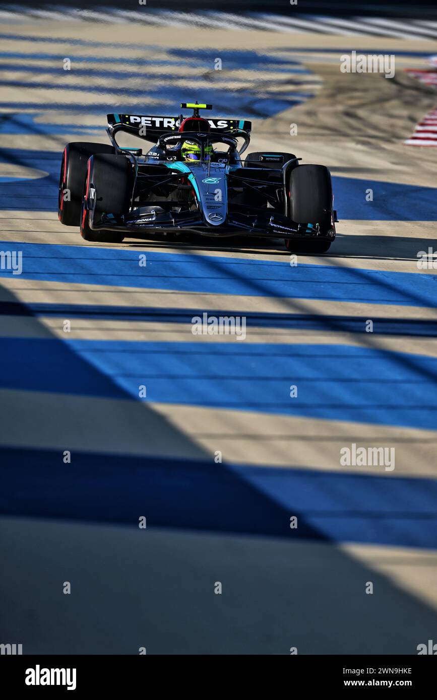 Lewis Hamilton (GBR) Mercedes AMG F1 W15 runs wide. 01.03.2024. Formula ...