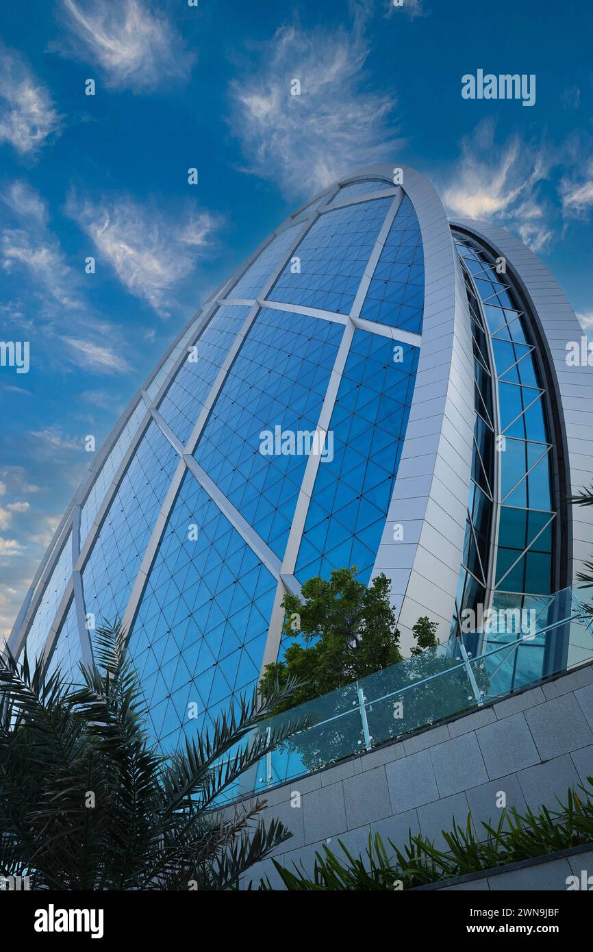 The Aldar headquarters building, Abu Dhabi Stock Photo - Alamy