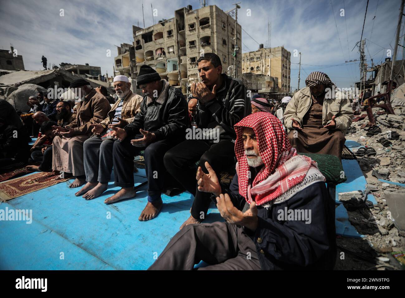 Rafah, Gaza. 01st Mar, 2024. Palestinians attend Friday prayers near ...
