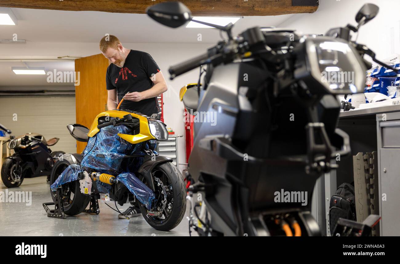 13/12/22 Arc Vector electric motorcycle at Arc Vehicle’s facility in ...