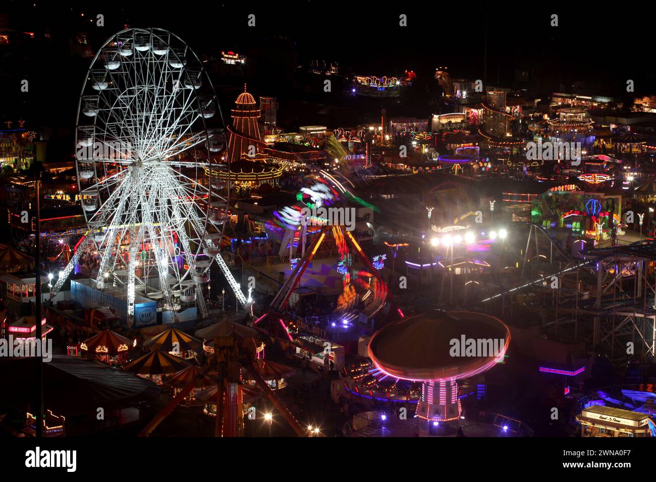 03/10/12 The Nottingham Goose Fair - one of Europe's largest travelling ...