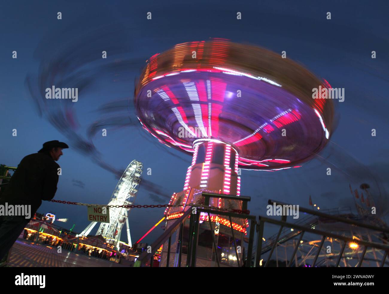 03/10/12 The Nottingham Goose Fair - one of Europe's largest travelling ...