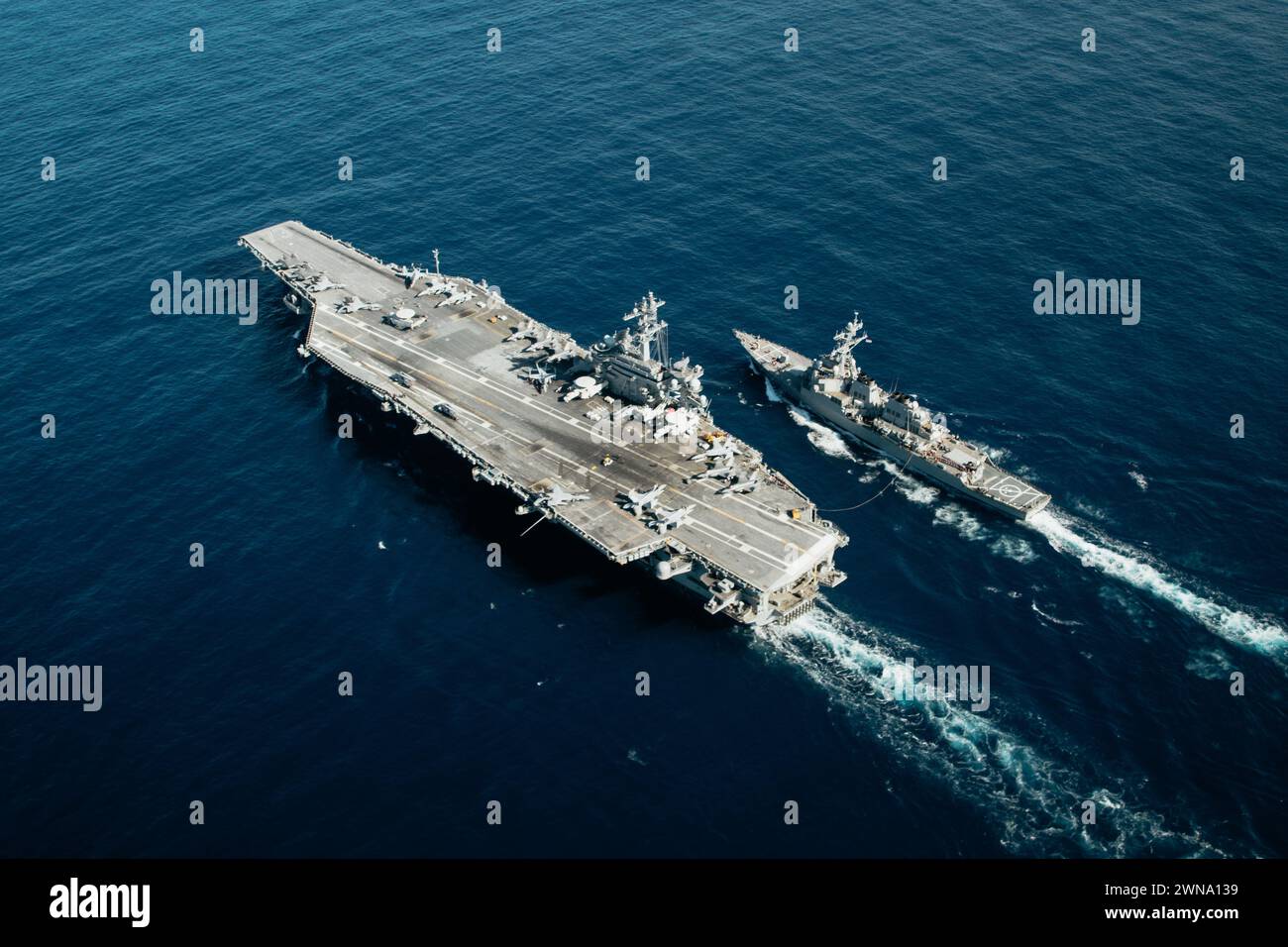 George Washington conducts replenishment-at-sea in the Atlantic Ocean ...