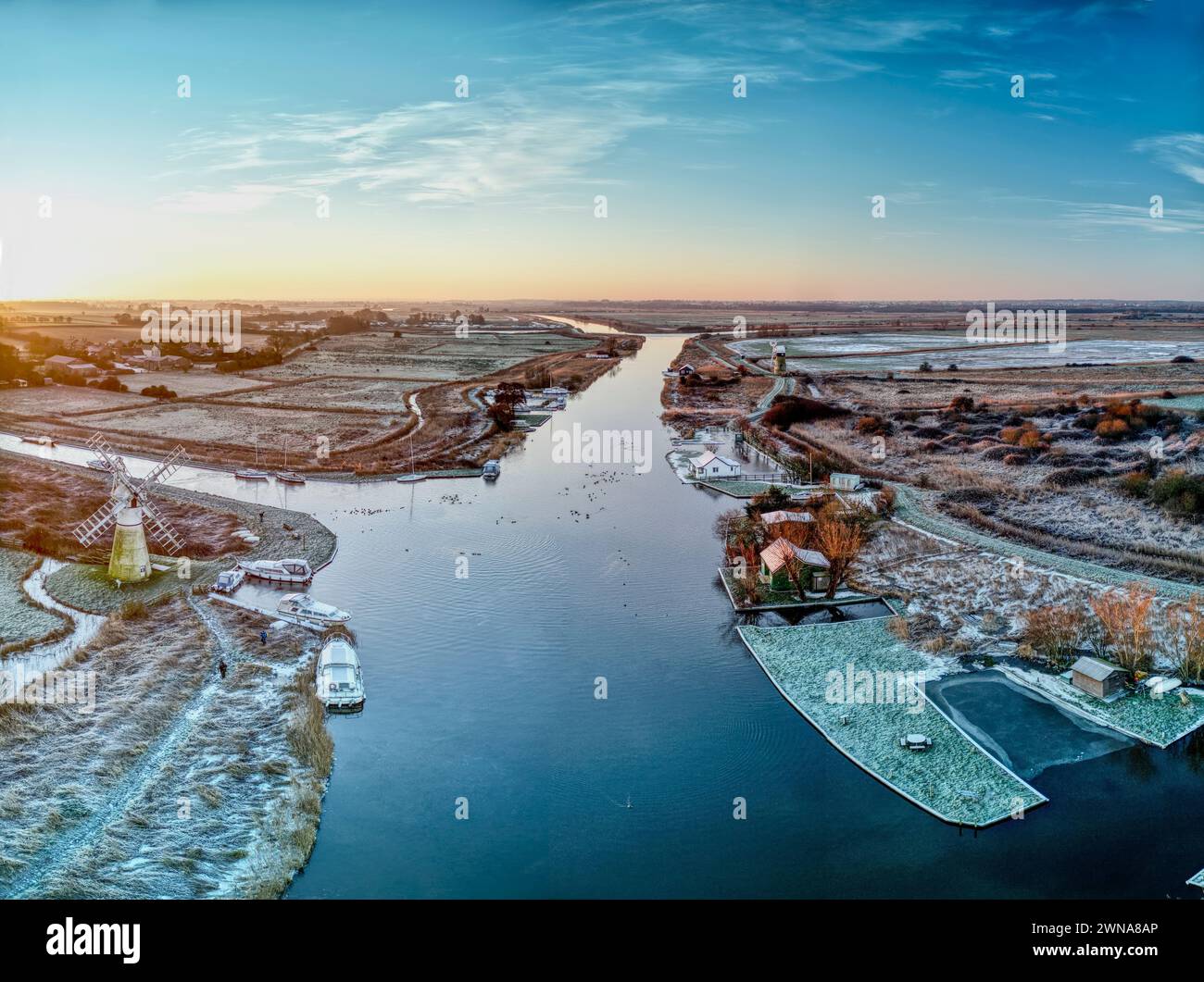 View of the River Thurne on the Norfolk Broads early on a winter ...