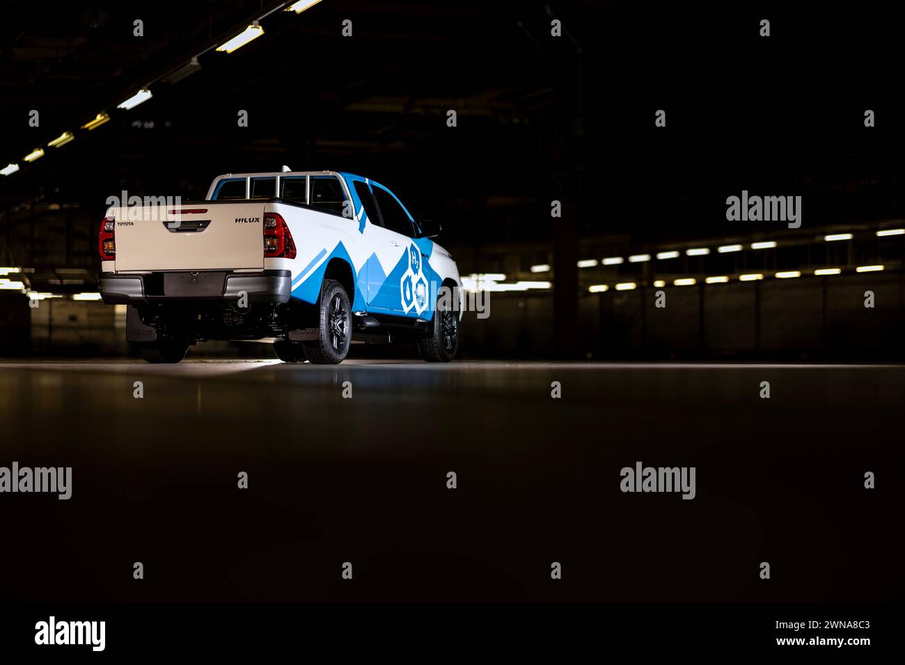 01/09/23 New hydrogen-powered Toyota Hilux at the company’s Burnaston ...