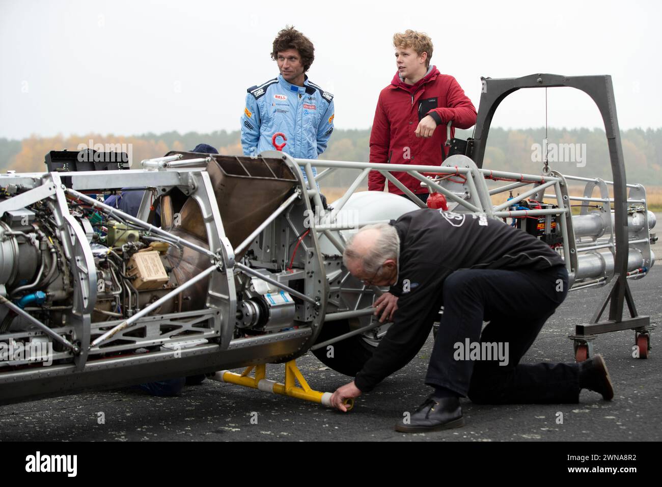 Elvington airfield hi-res stock photography and images - Alamy
