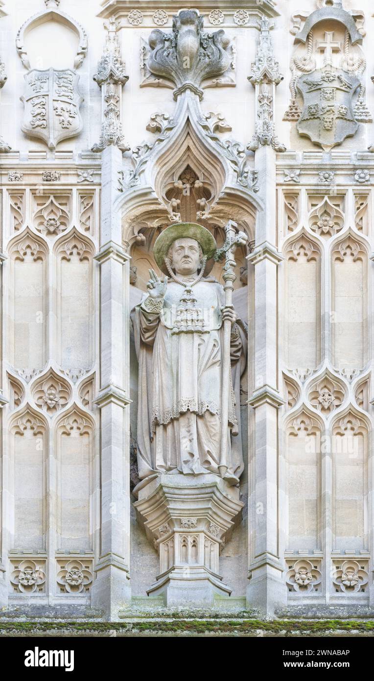 Statue of Cardinal Wolsely, founder, on a wall of the Tom Court or ...