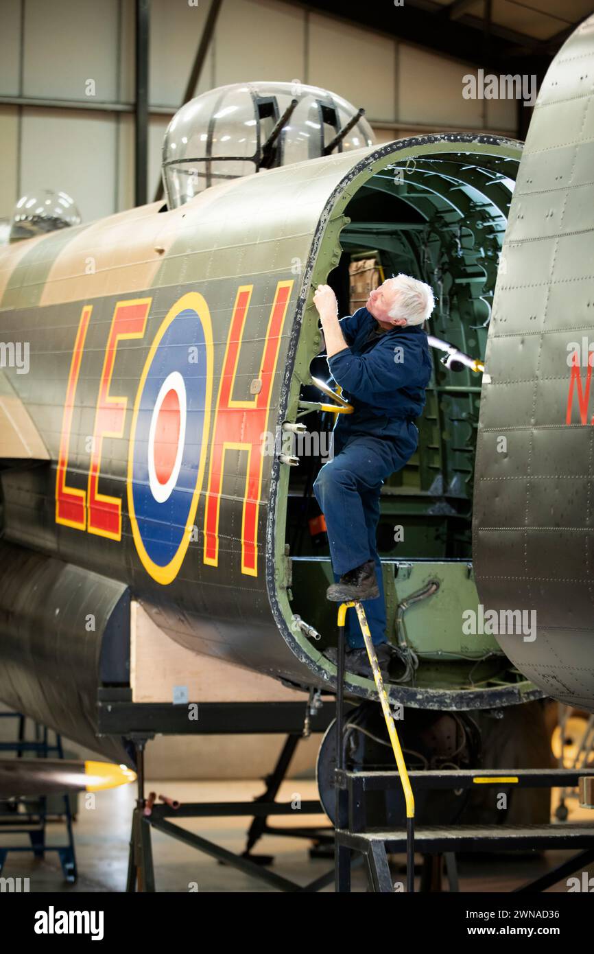 Real-life Airfix model - Lancaster bomber 'Just Jane' is disassembled ...