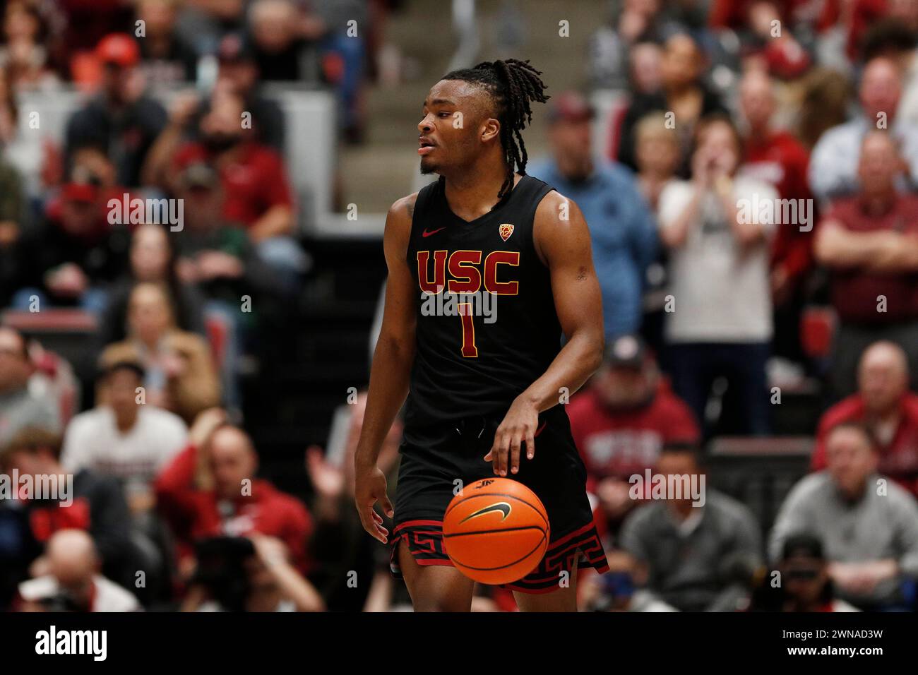 Southern California guard Isaiah Collier controls the ball during the ...