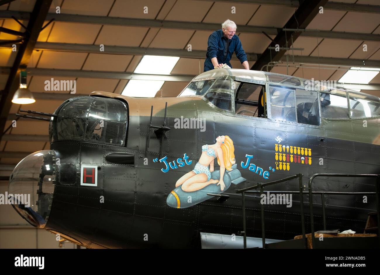 Real-life Airfix model - Lancaster bomber 'Just Jane' is disassembled ...
