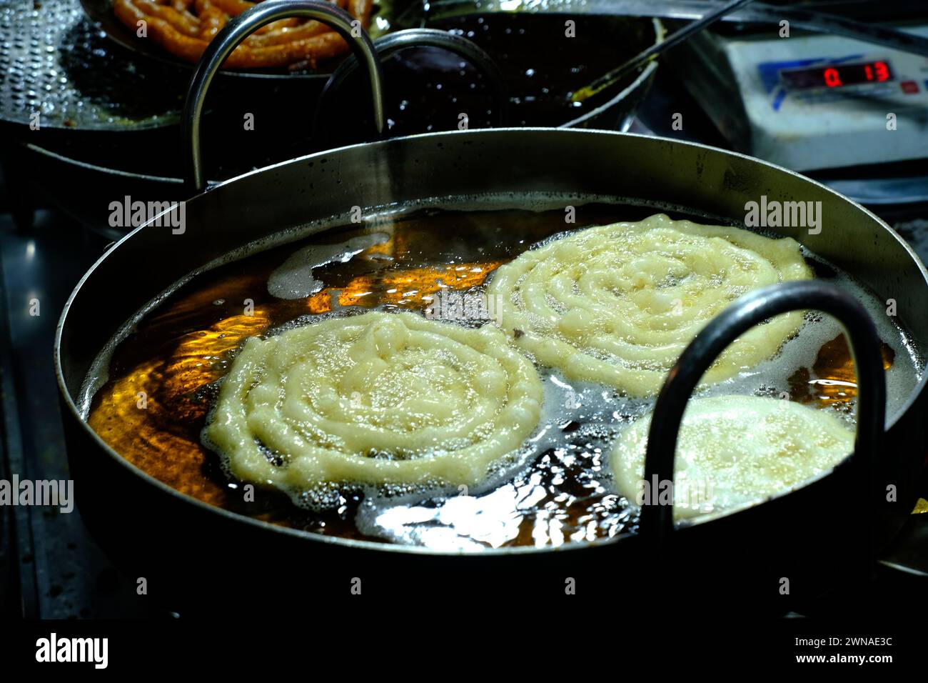 Indore Sarafa Bazaar, India’s Midnight Food capital of Madhya Pradesh ...