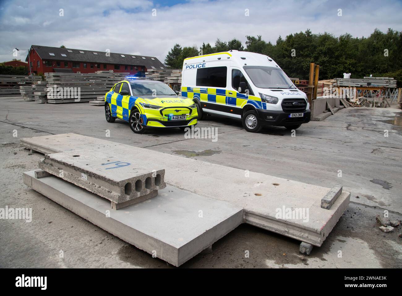 5 tonne transit hi-res stock photography and images - Alamy