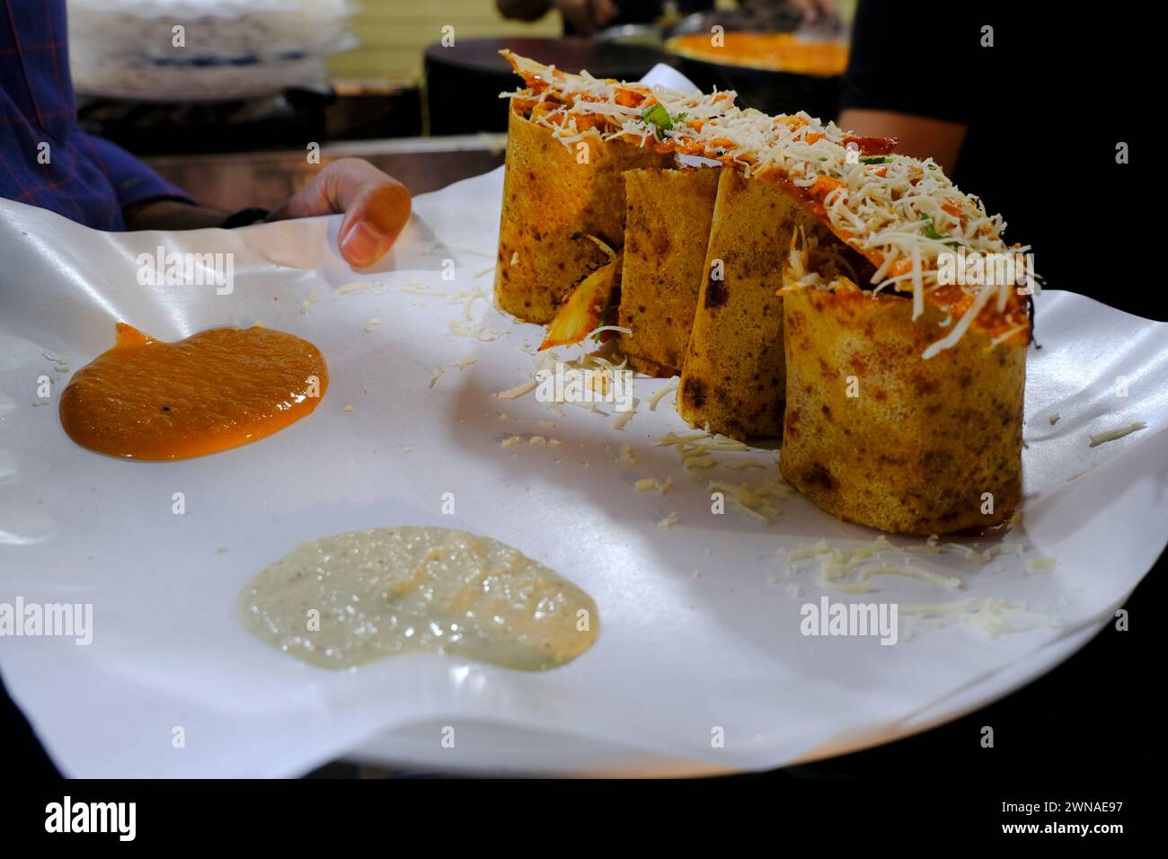 Indore Sarafa Bazaar, India’s Midnight Food capital of Madhya Pradesh ...