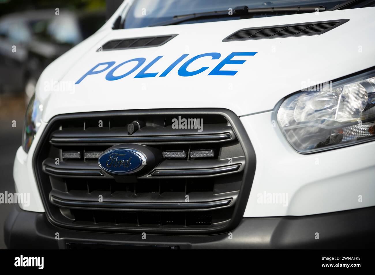 5 tonne transit hi-res stock photography and images - Alamy