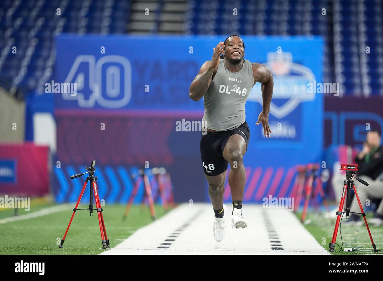 Missouri defensive lineman Darius Robinson runs the 40-yard dash at the ...