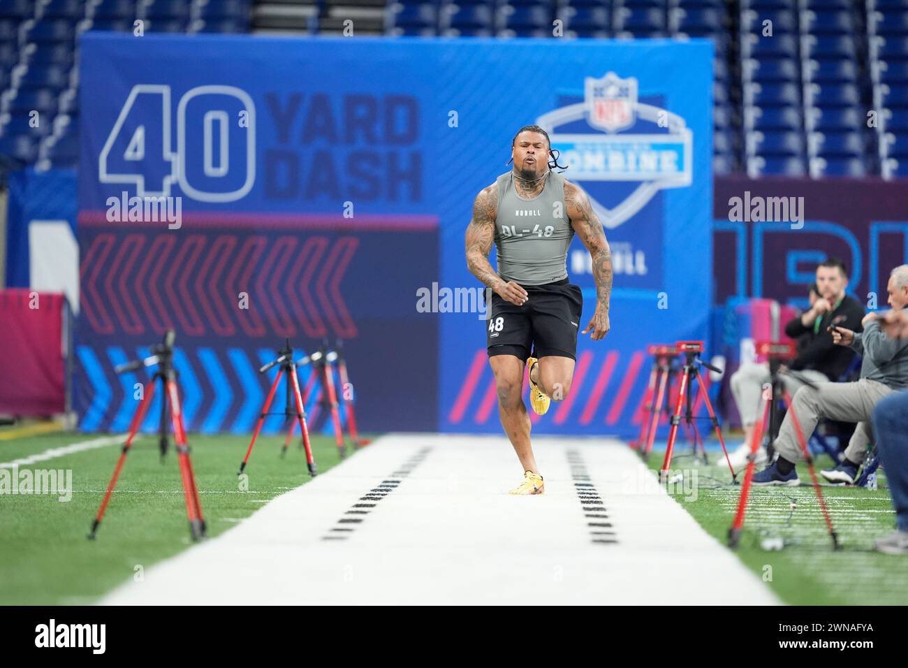 Clemson defensive lineman Xavier Thomas runs the 40-yard dash at the ...