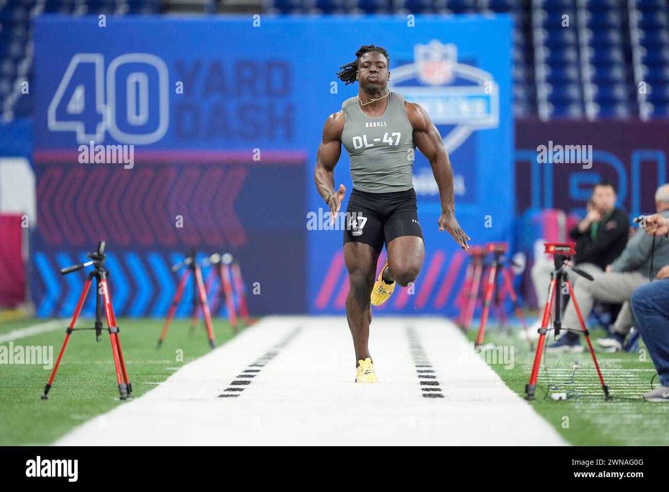 Troy defensive lineman Javon Solomon runs the 40-yard dash at the NFL ...