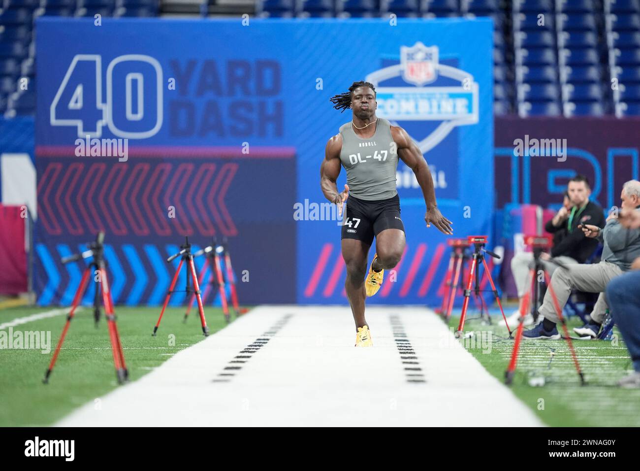 Troy defensive lineman Javon Solomon runs the 40-yard dash at the NFL ...